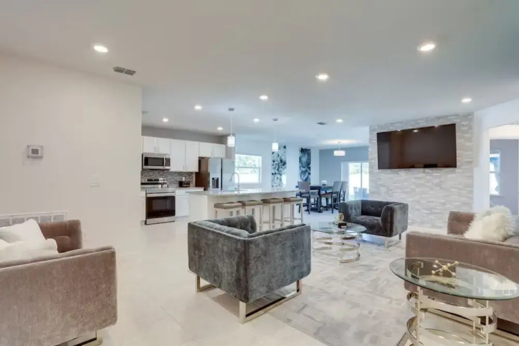 Palm Breeze Lux Stay - Port St. Lucie - Port St. Lucie, FL