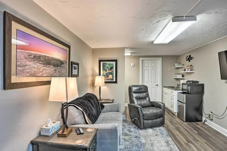 Centrally Located Sturgis Apt On Main St W/ Garage - Sturgis Motorcycle Rally