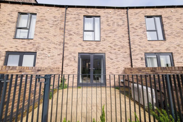 2 Bedroom House In Birmingham - Birmingham