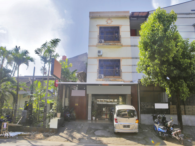 Oyo 90260 Bumi Merpati Residence - Makasar