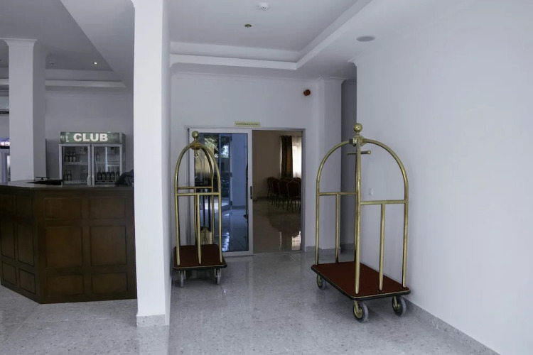 Monarch Hotel - Accra