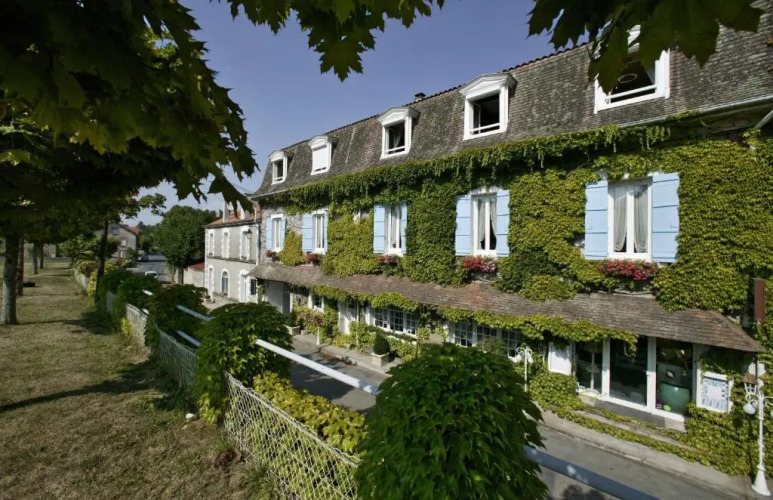 Logis Hostellerie Saint Jacques - Dordogne