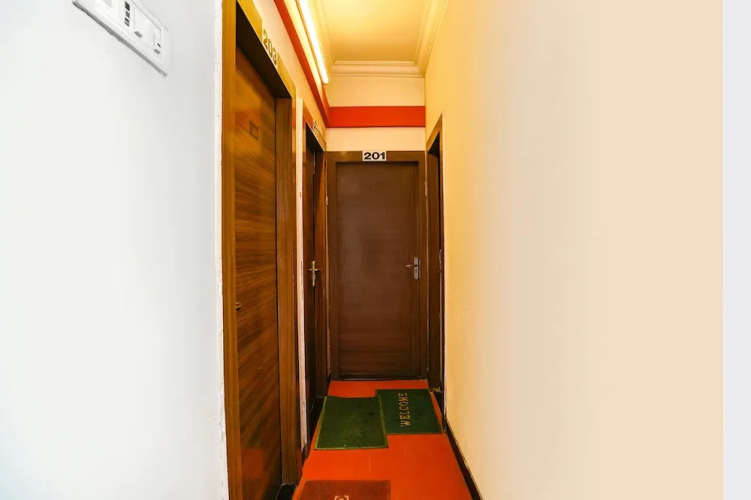 Fabhotel Saroj Inn - Nashik