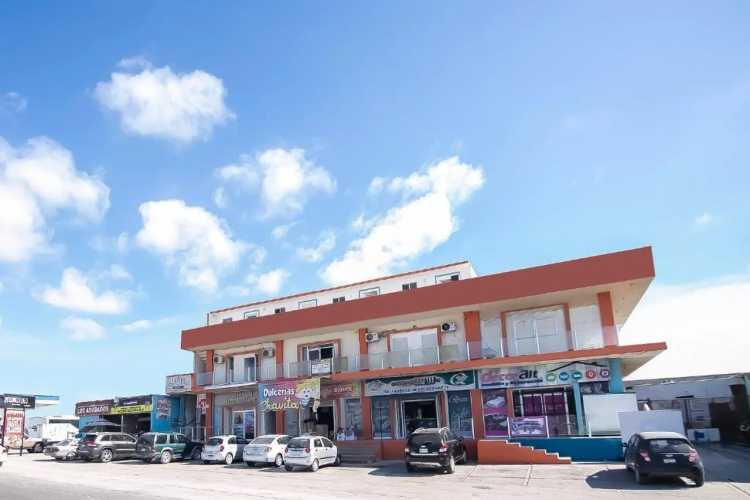 Oyo Hotel Plaza Las Torres, Cabo San Lucas - Cabo San Lucas