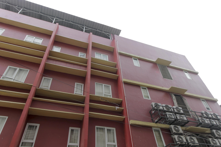 Reddoorz Plus Near Galaxy Bekasi - 자카르타