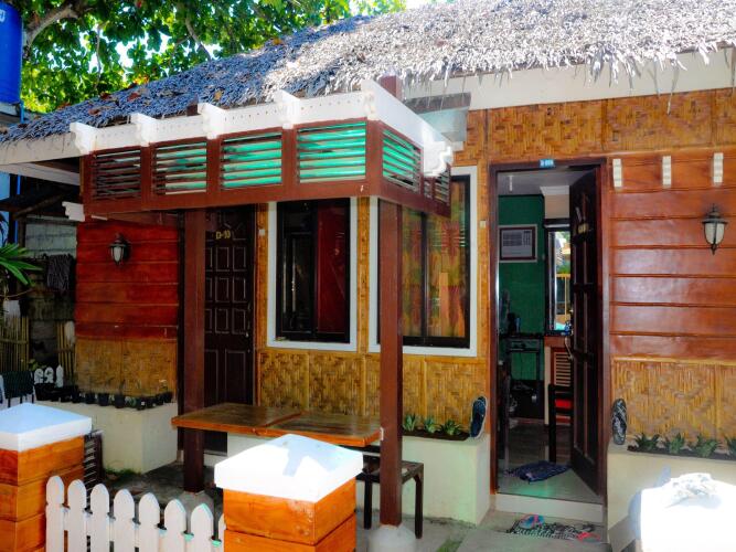 Dubay Panglao Beachfront Resort - 道伊斯