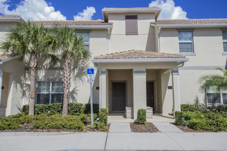 Four Bedroom Storey Lake Resort Close To Disney W Pool 3063 - Kissimmee, FL