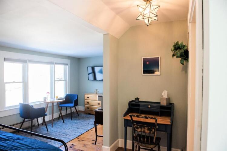 Inn On Golden Pond - New Hampshire