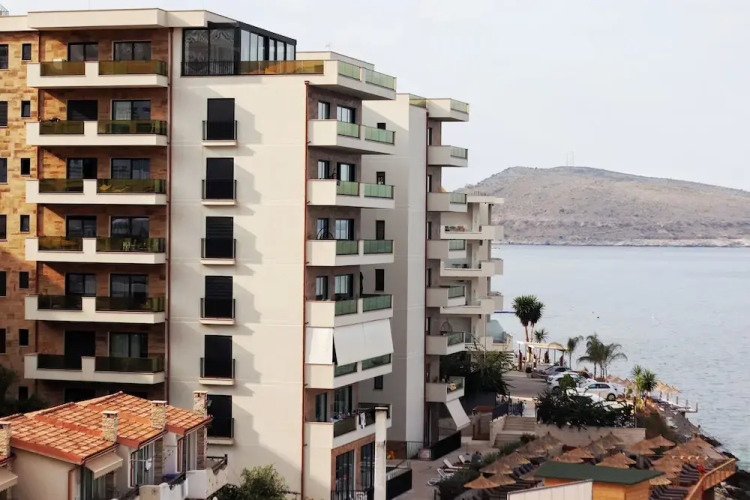 Golden Beach Suites - Saranda