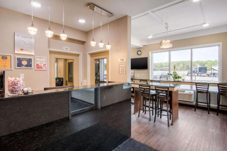 Econo Lodge - Alberta