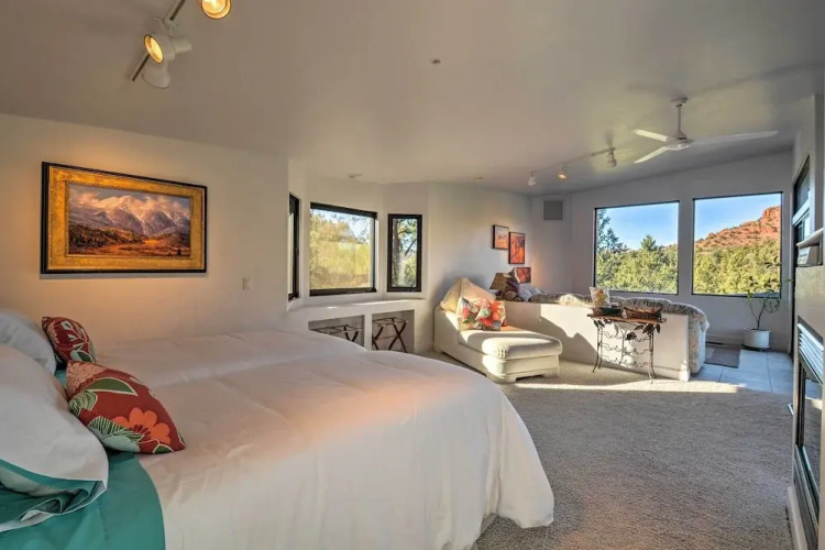 2 Acres & Red Rock Views: Sedona Casita! - 塞多納