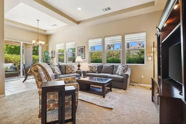 Stylish 2br W Spa Patio - La Quinta, CA