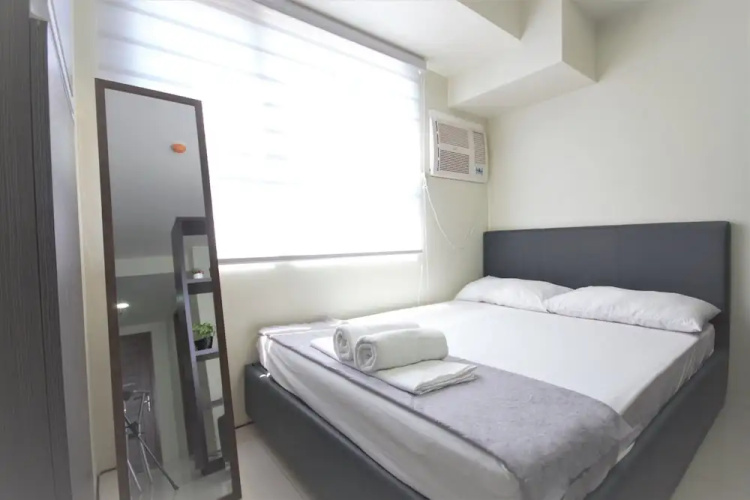 Versteeg Vacations - Horizons 101 - Cebu