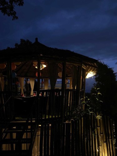 Dekkaido Onsen - Tibet