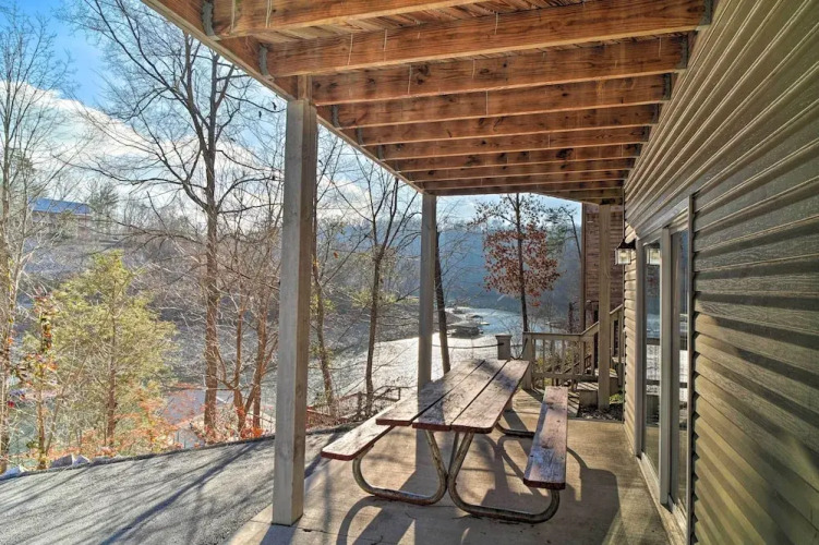 Caryville Home W/ Private Dock & Norris Lake Views - Cove Lake State Park, Caryville