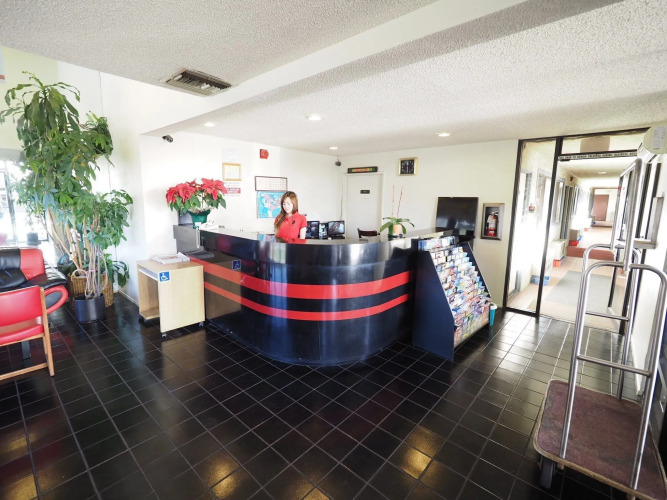 Grand Inn - Pasadena, CA