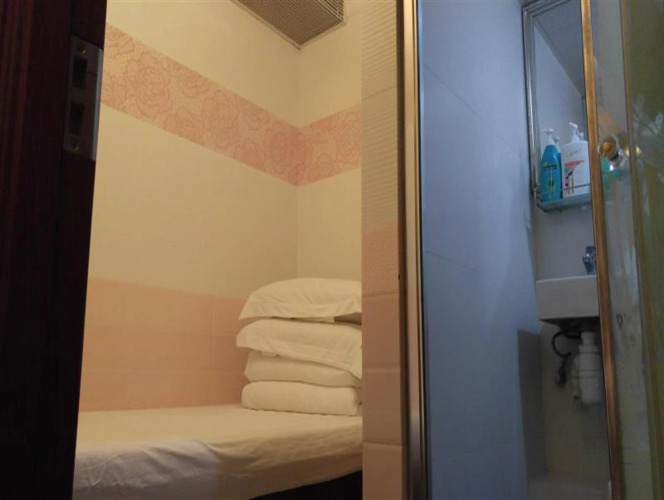 Chung Shing Hotel - Sham Shui Po