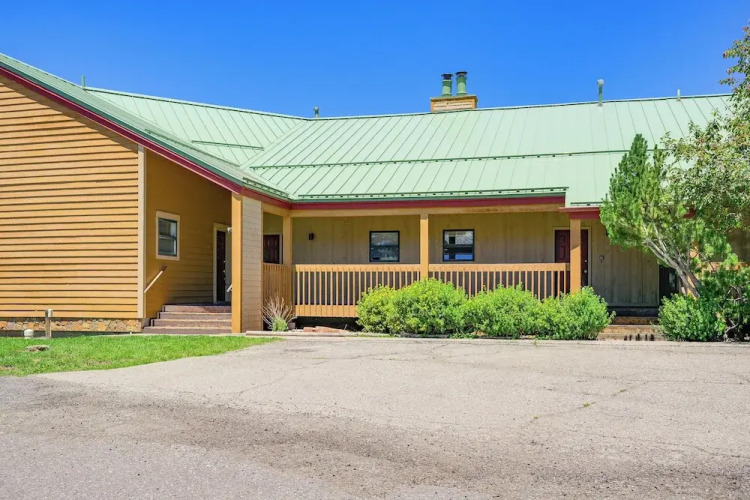 Dog-friendly Pagosa Springs Studio: Grill & Views! - 파고사 스프링스