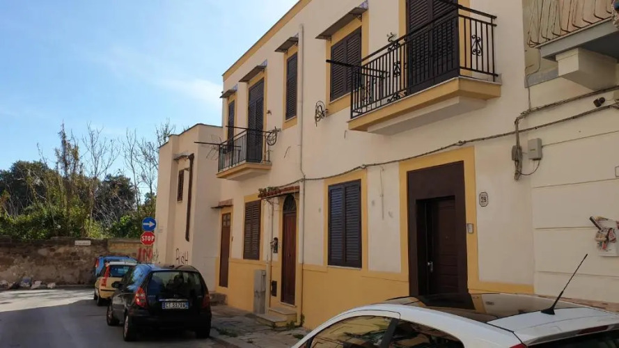 Mediterraneo House - Palermo