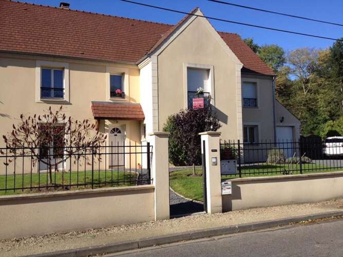 Au Petit Nid De Valaine - Essonne