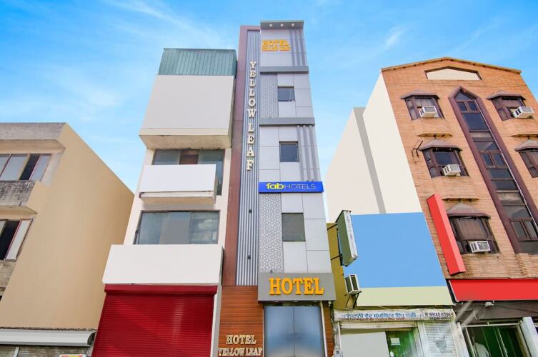 Fabhotel Yellow Leaf - Ludhiana