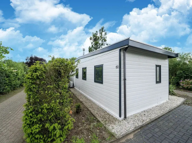 Cozy Chalet In Stegeren With A Terrace - Ommen
