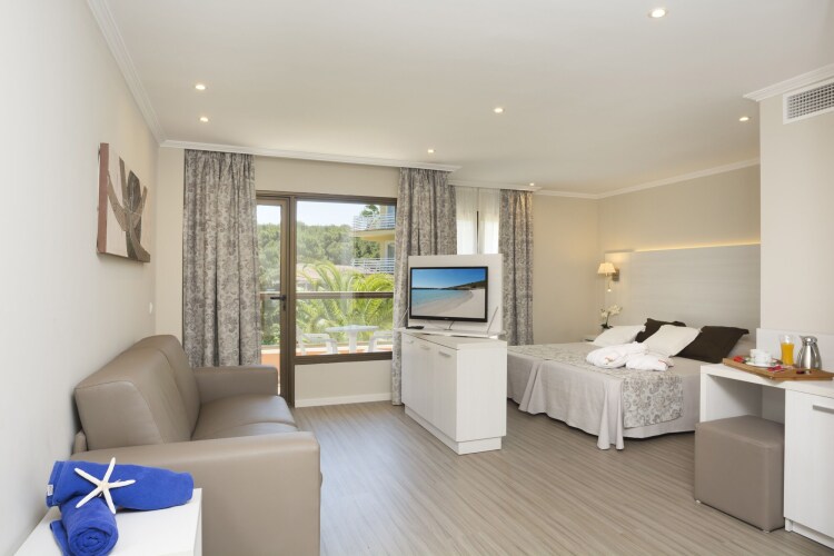 Ona Palmira Paguera Hotel - Cala Fornells