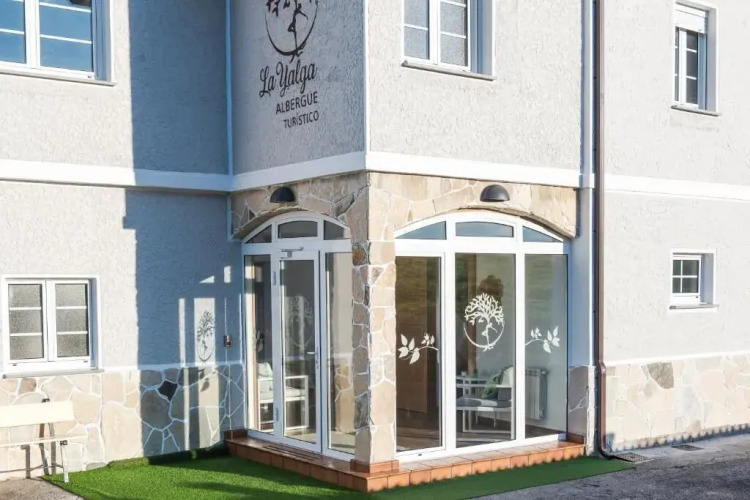 Albergue La Yalga - Hostel - Principado de Asturias