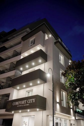 Comfort City Suites & Rooms - Ларисса