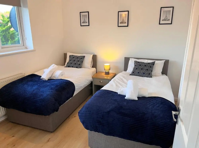 Hive Stays Free Parking Wifi Smart Tv - Kettering, UK