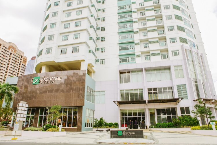 The Exchange Regency Residence Hotel Managed By Hii - Estancia