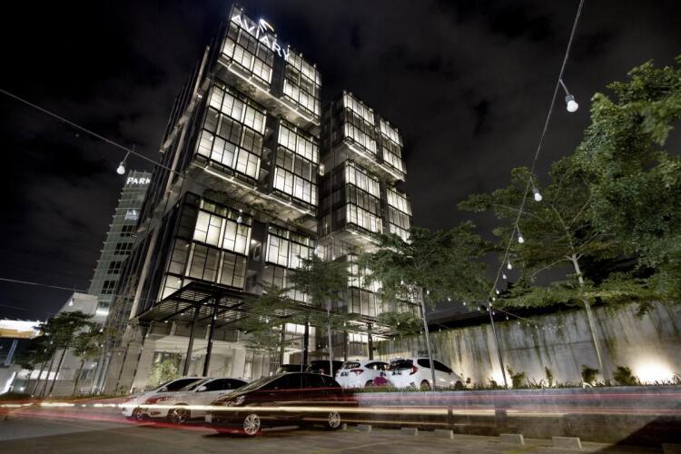 Aviary Bintaro - Jakarta