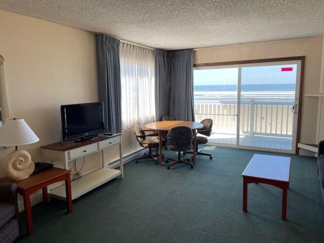 Rockaway Beach Resort - Rockaway Beach, OR