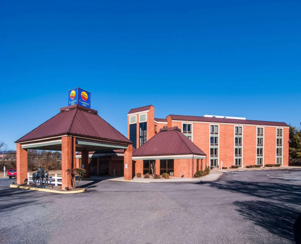Comfort Inn Virginia Horse Center - Lexington, VA