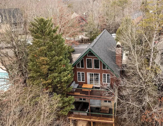 Ain't Misbehavin' - Pigeon Forge, TN