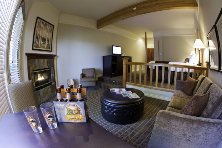 Pine Ridge Inn - Bend, OR