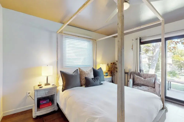In-law Suite W/ Kitchenette & Outdoor Space - Encinitas, CA