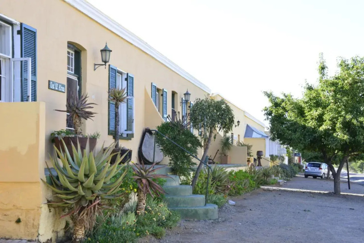 Die Tuishuise And Victoria Manor - Cradock