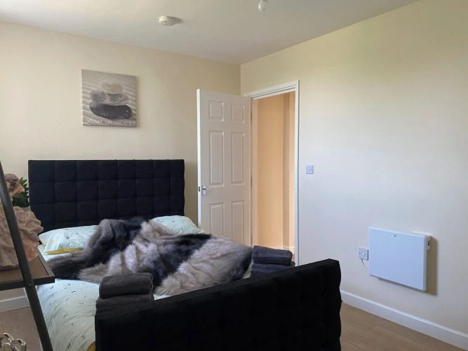 Exceptional Apartment In Luton - Luton