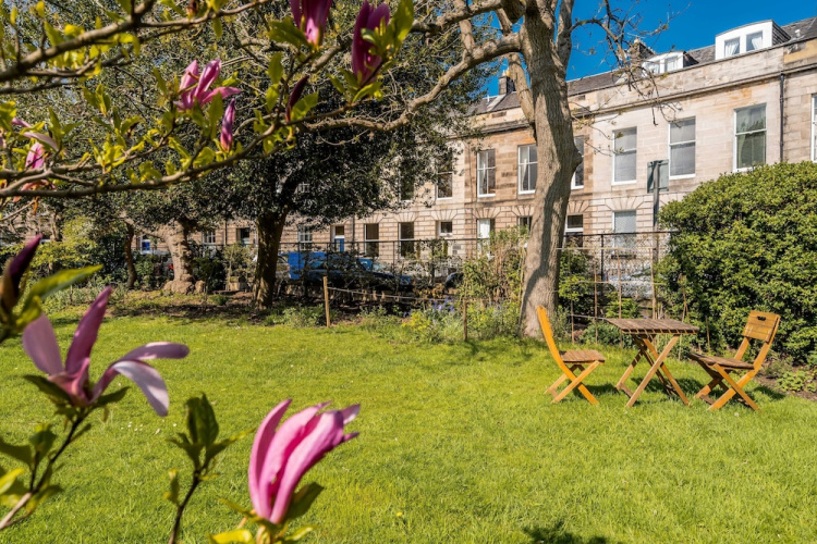 Crescent House - Edinburgh