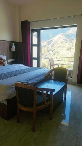 The Kempty Fall Resort - Mussoorie