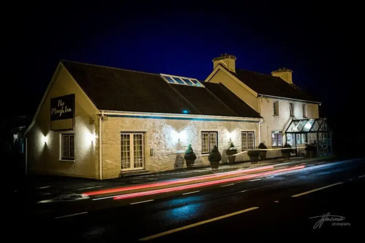 The Plough Rhosmaen - Llandeilo