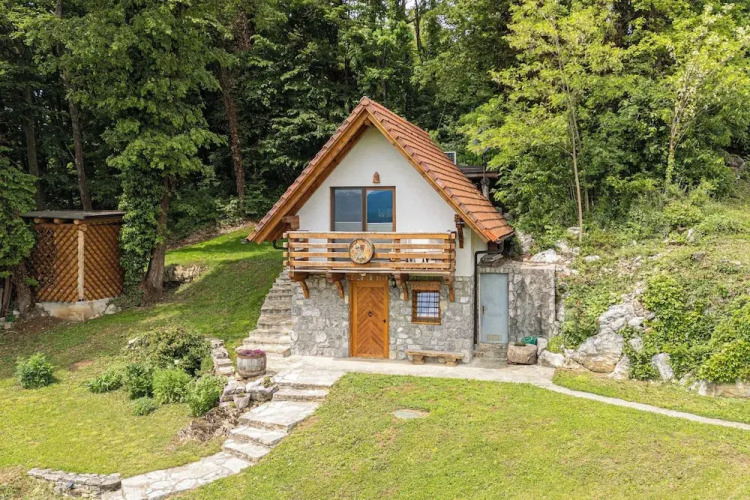 Vineyard Cottage Rataj 2 Wellness - Novo mesto