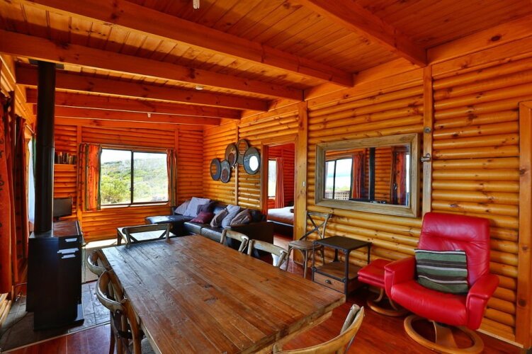Cloudy Bay Cabin - Bruny Island