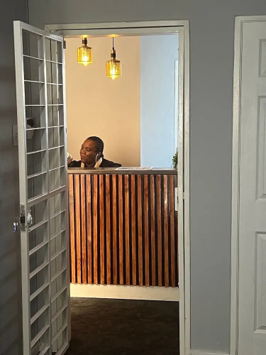 M & B Backpackers - Cape Town