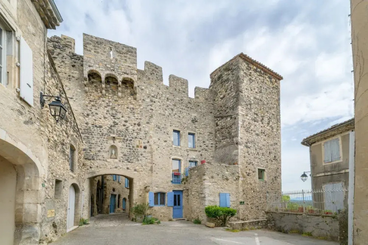 La Tour Des Remparts - Montélimar
