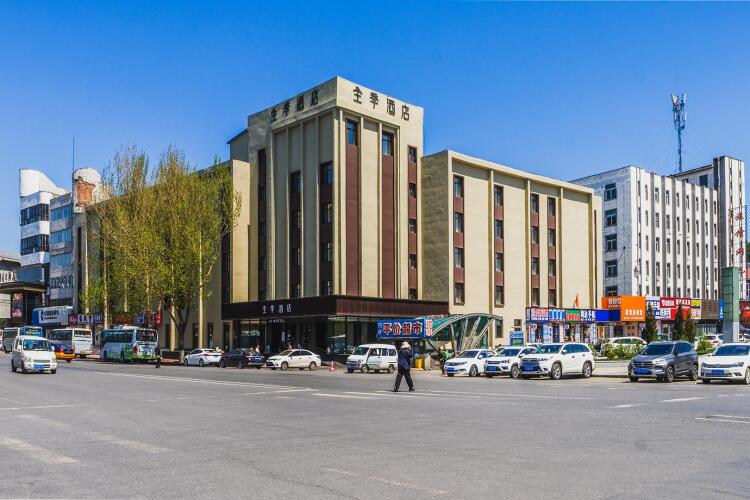 Ji Hotel Tonghua Railway Station Plaza - Tonghua