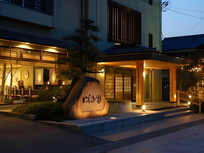 Hananoyado Nishikien - 岡山県