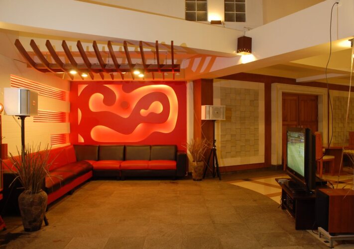 Pines Garden Resort - Trawas