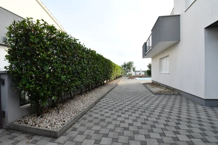 Luxury Escape With Swimming Pool & Modern Design - Sukošan